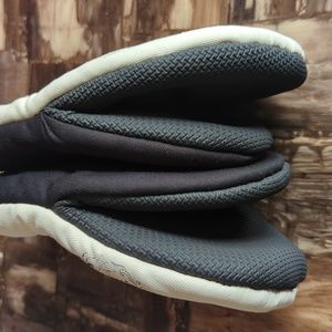 Disney | Kitchen | Disney Hocus Pocus Gather Round Sisters Oversized ...